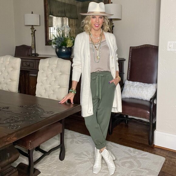 CAbi | Pants & Jumpsuits | Cabi 648 Everyday Lounger Spring 2022 Large ...